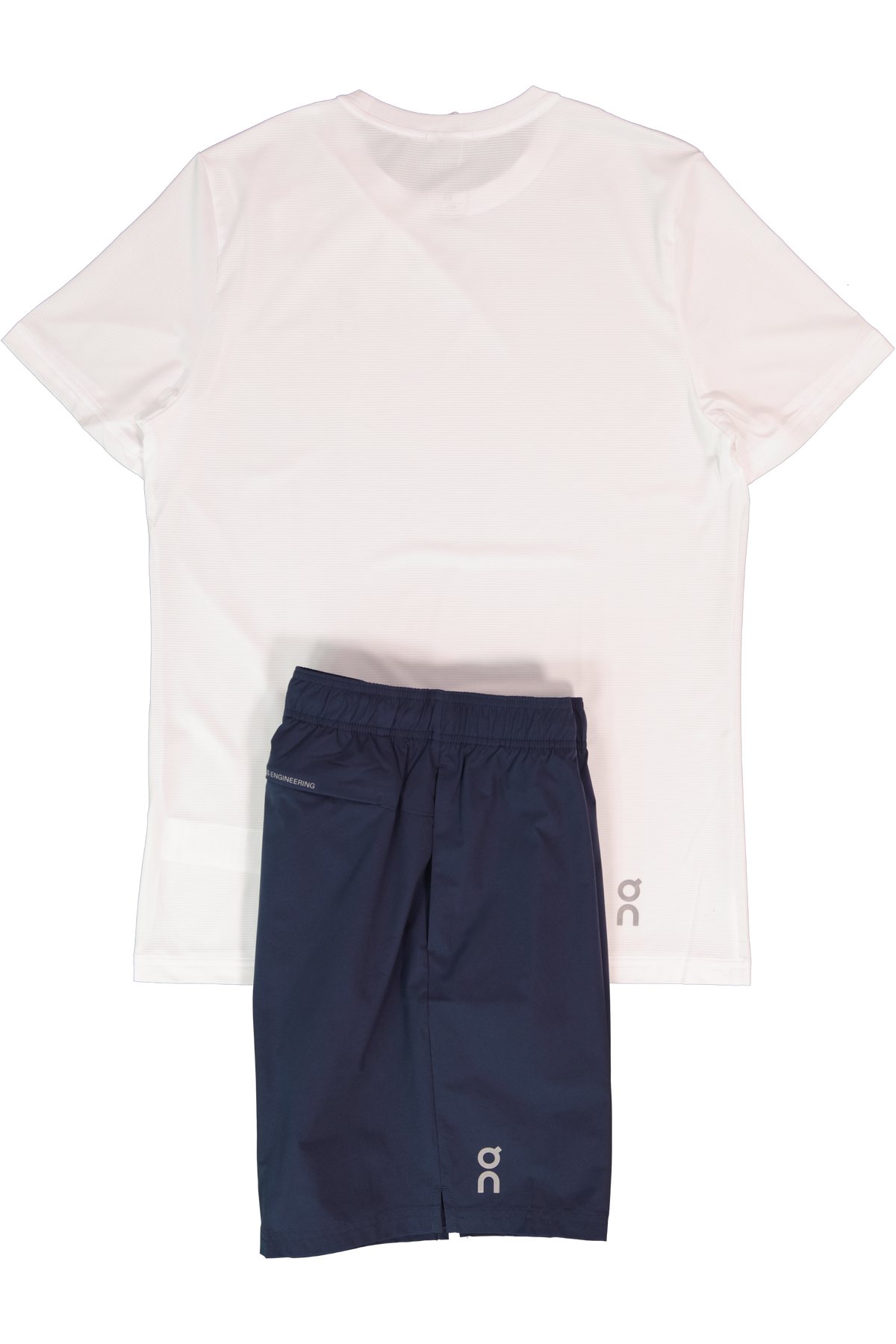 On Running Undyed Core T Shirt & Midnight 7" | Free Delivery | OD's